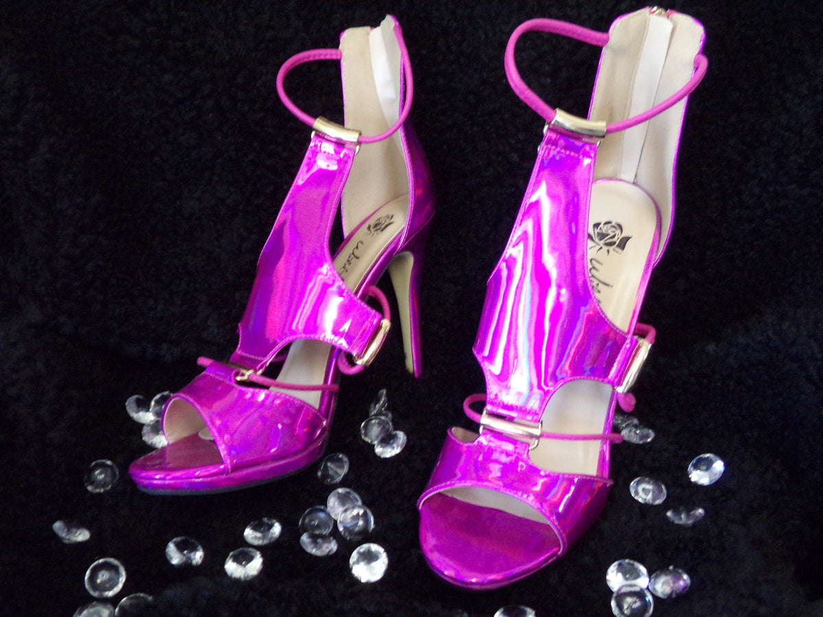 Mirrored Diva stiletto Available in size 10 – Meika's Boutique N More LLC